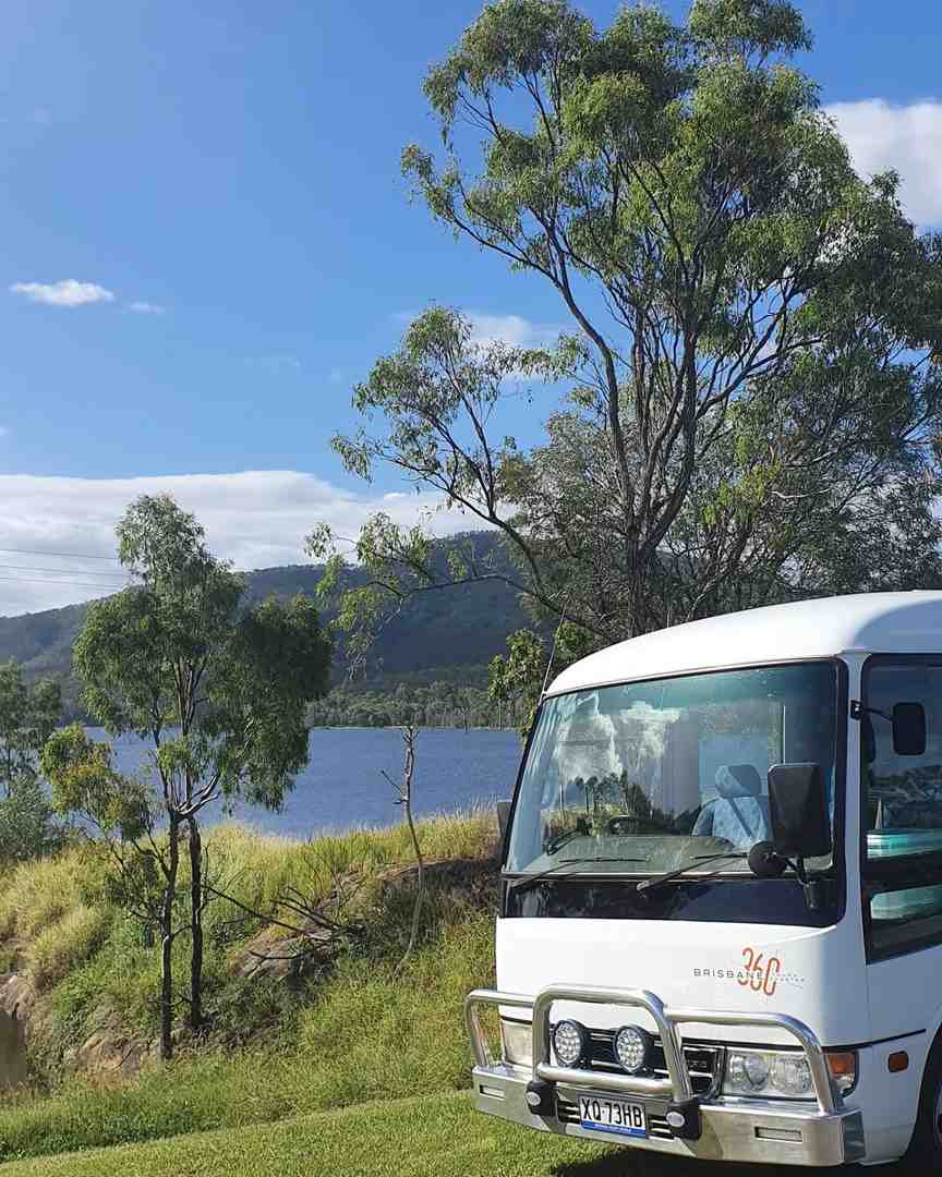 Coach Operators Near Me: Top 5 Best Picks 2025