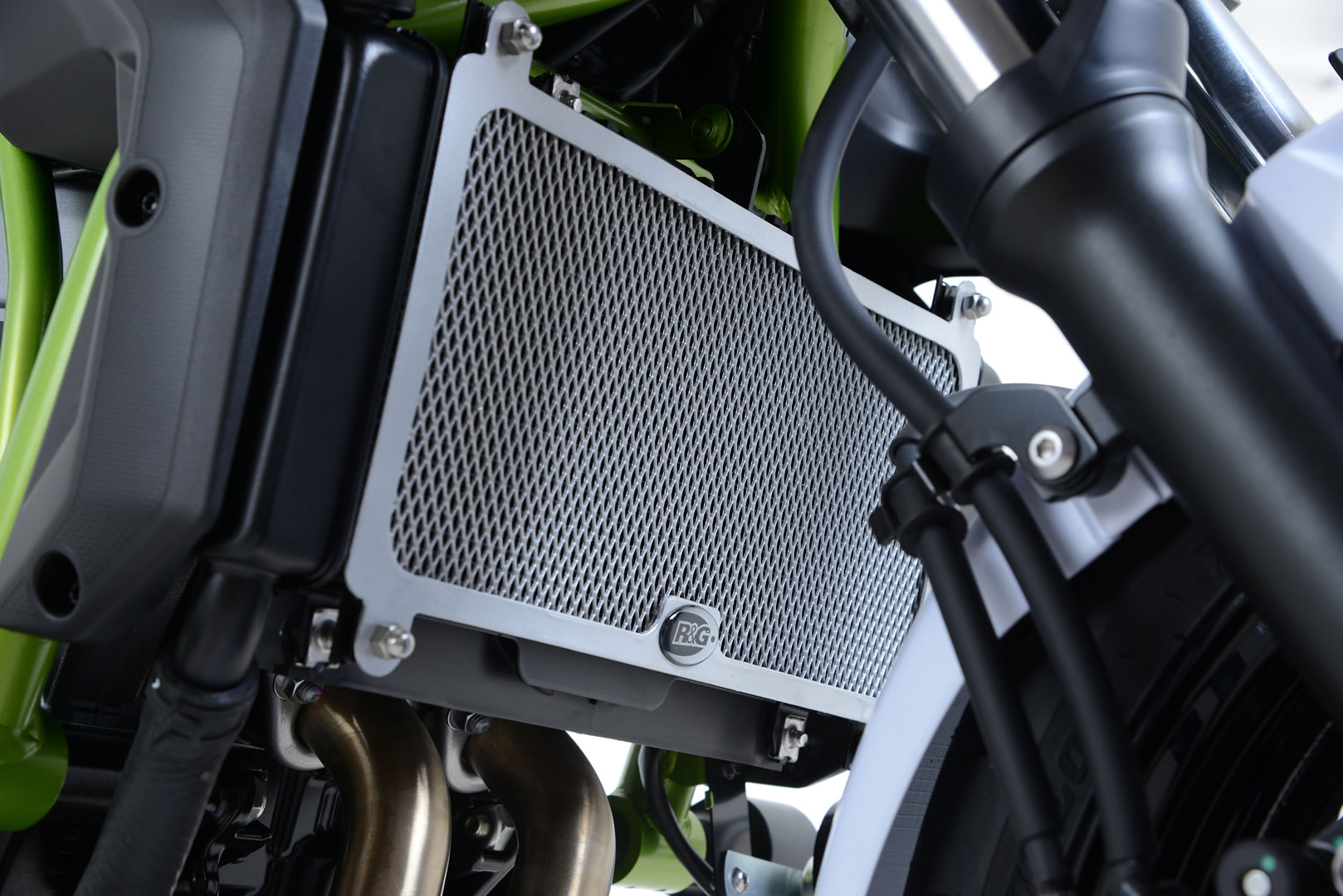 R&G Kawasaki Z650/Ninja 650 Black Radiator Guard