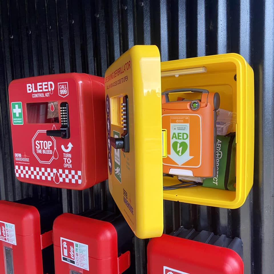 Dyemill Bike Park install a defibrillator