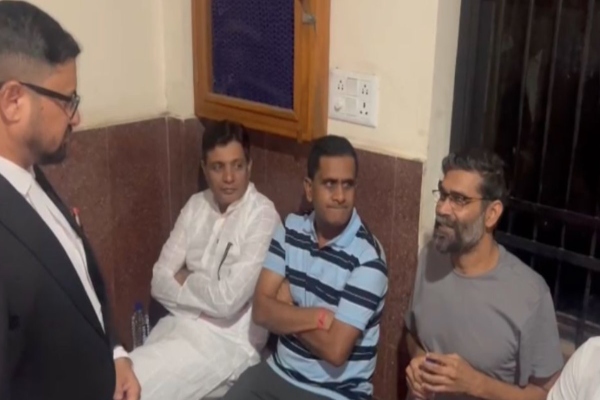 नकली होलोग्राम मामला : 13 अगस्त तक ईडी की रिमांड पर रहेंगे अनवर और त्रिपाठी