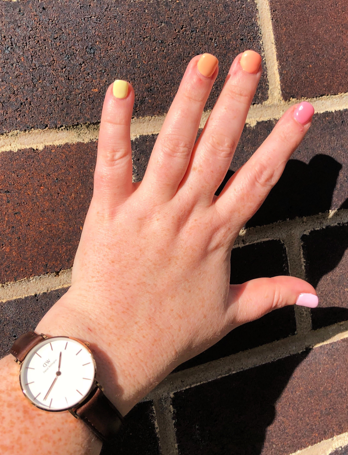 What is BIAB nails? The facts on Builder In A Bottle.