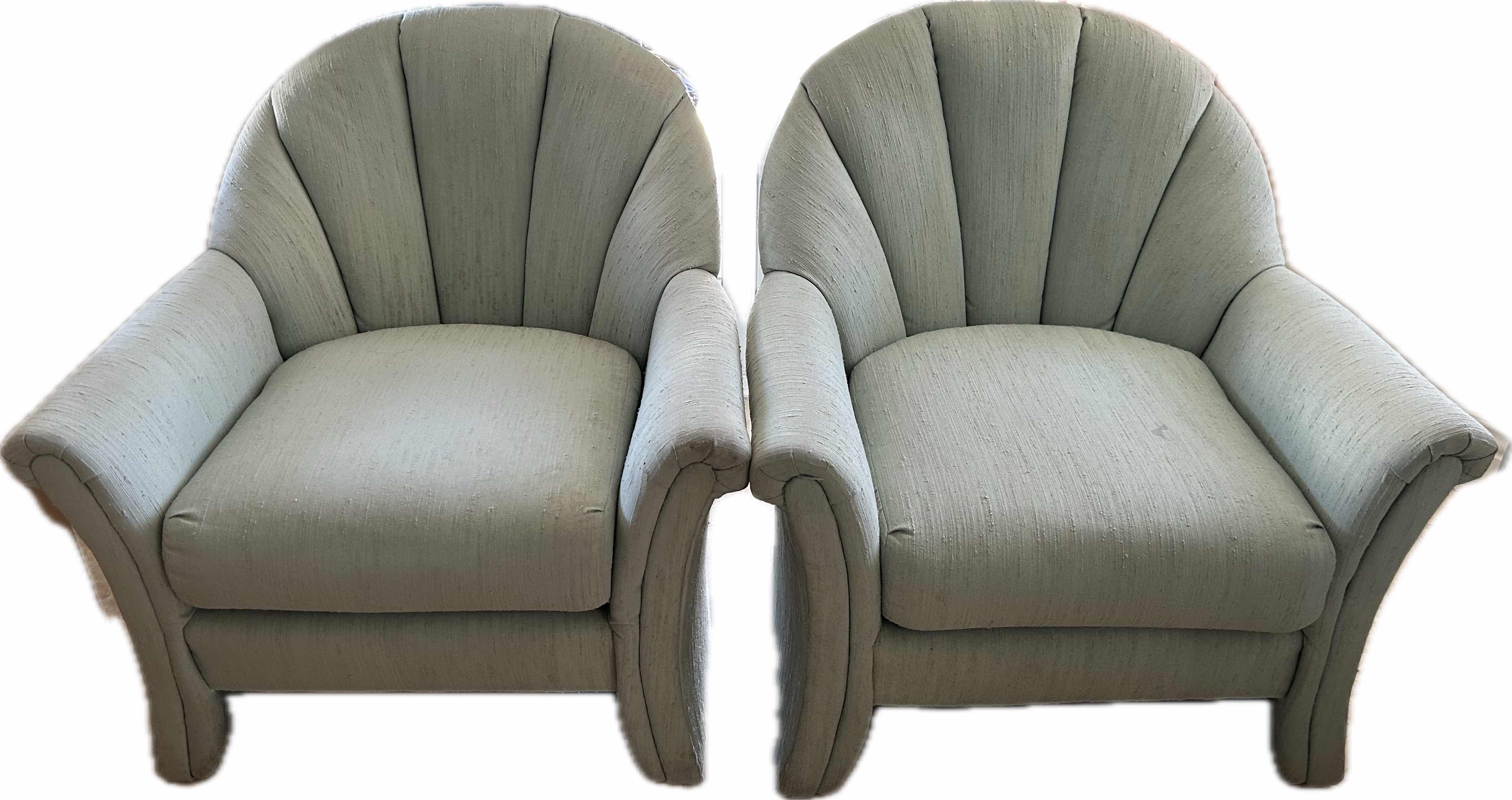 2 - GREEN BROYHILL CLAM SHELL STYLE BACK CHAIRS NEEDS CLEANING for sale ...