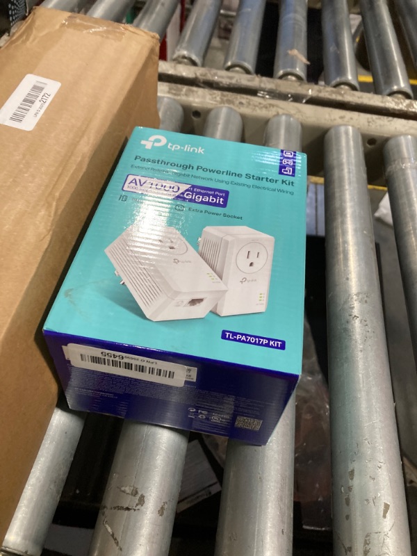 TP-Link AV1000 Powerline Ethernet Adapter(TL-PA7017P KIT)- Gigabit Port ...
