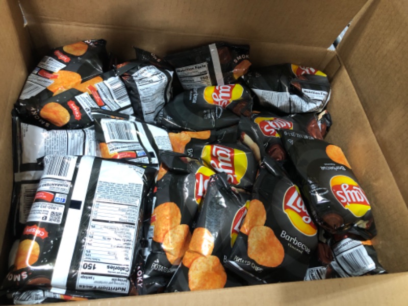 Lay's Barbecue Flavored Potato Chips, 1 Ounce (Pack of 40) BB: 10/10 ...