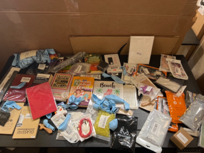 Box of miscellaneous items for sale | Las Vegas, NV | Nellis Auction