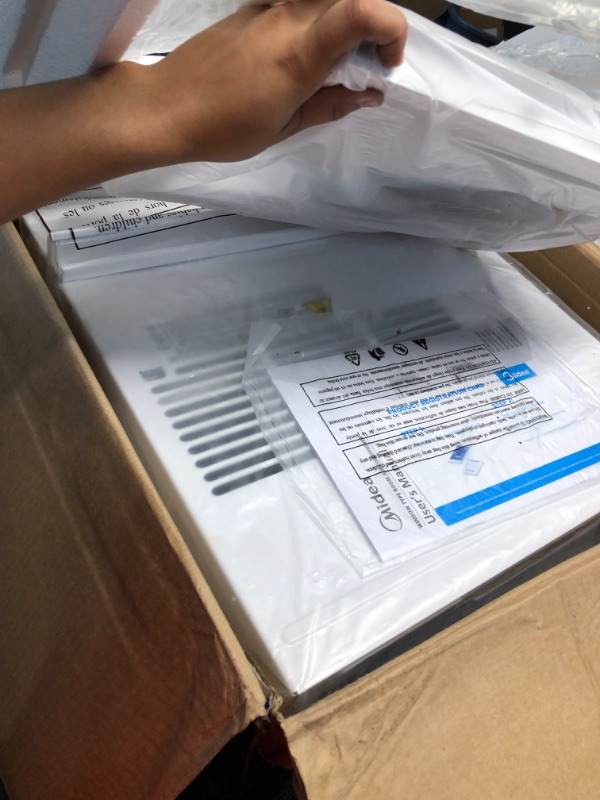 Midea 12,000 BTU EasyCool Window Air Conditioner, Dehumidifier and Fan ... Midea 12,000 BTU EasyCool Window Air Conditioner, Dehumidifier and Fan ...
