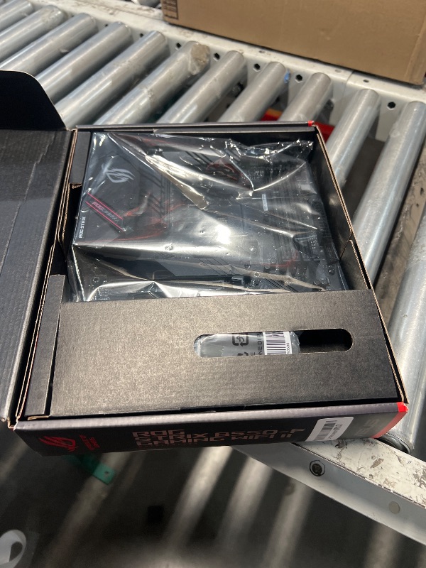 ASUS ROG Strix B550-F Gaming WiFi II AMD Socket AM4 ATX DDR4 ...