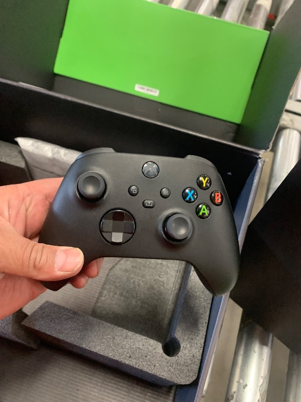 Xbox Series X 1TB SSD Console - Includes Xbox Wireless Controller - Up ...