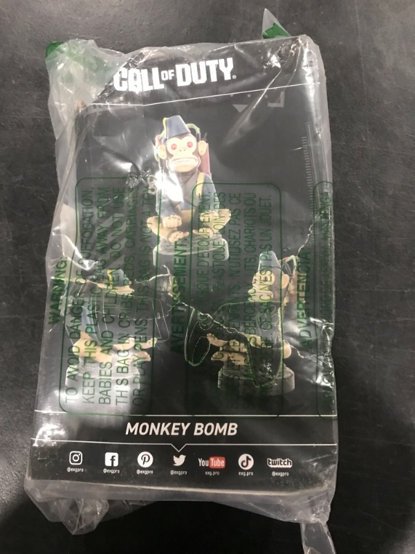 Cable Guys - Call of Duty Monkey Bomb Gaming Accessories & Phone Holder ...