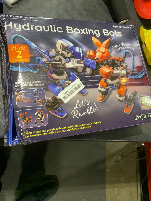 Thames & Kosmos Hydraulic Boxing Bots STEM Experiment Kit | Build Two ...