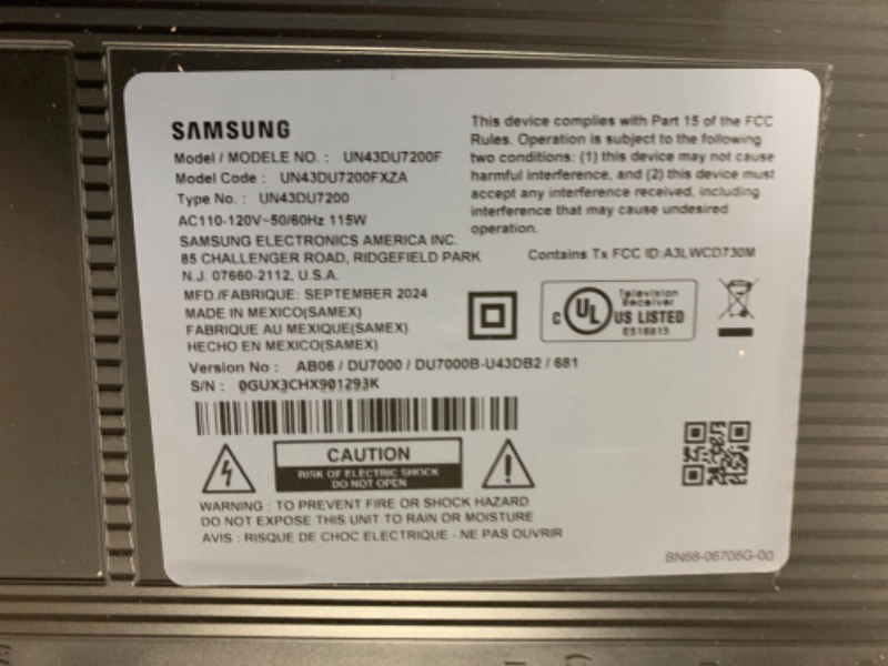 SAMSUNG 43-Inch Class Crystal UHD 4K DU7200 Series HDR Smart TV w ...