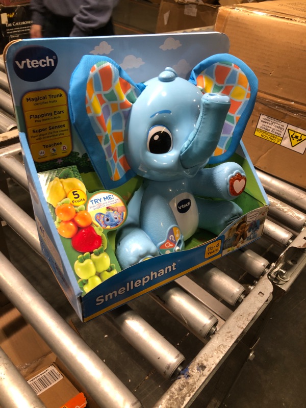 VTech Smellephant with Magical Trunk and Peek-a-Boo Flapping Ears, Blue ...