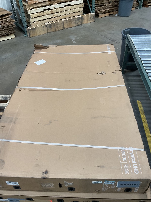 SAMSUNG 98-Inch Class 4K Crystal UHD DU9000 Series HDR Smart TV, Object ...