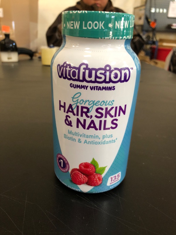 Vitafusion Gorgeous Hair Skin And Nails Multivitamin Plus Biotin And