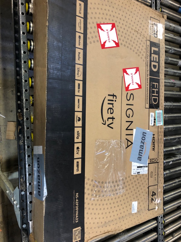 INSIGNIA 42-inch Class F20 Series Smart Full HD 1080p Fire TV with ...