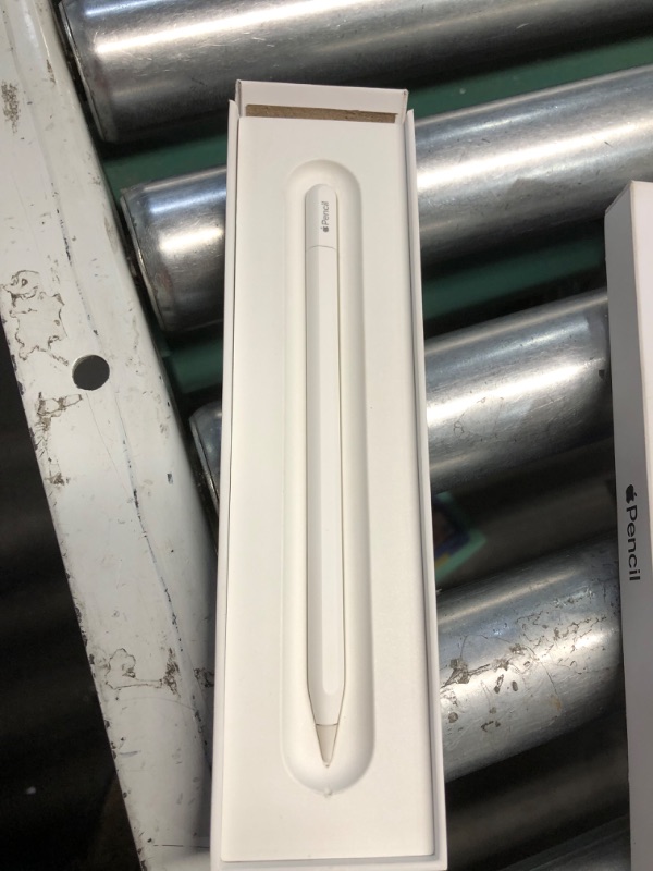 Apple Pencil (USB-C): Pixel-Perfect Precision, Tilt Sensitivity, and ...