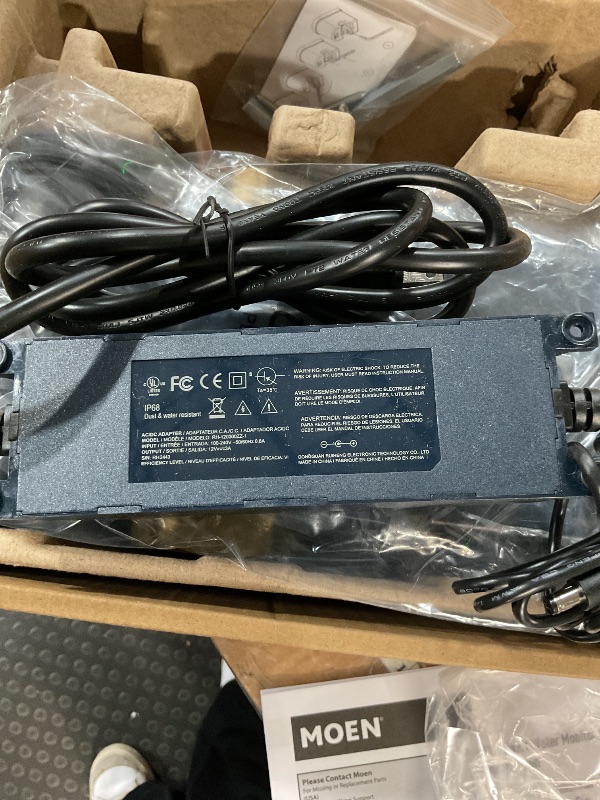 Moen Flo Smart Water Monitor and Automatic Shutoff Sensor, Wi-Fi ...