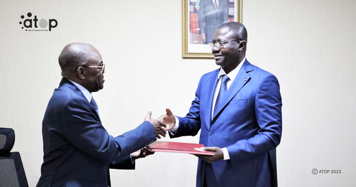 Togo - Le Colonel Hodabalo Awaté de la préfecture d'agoè prend fonction ...
