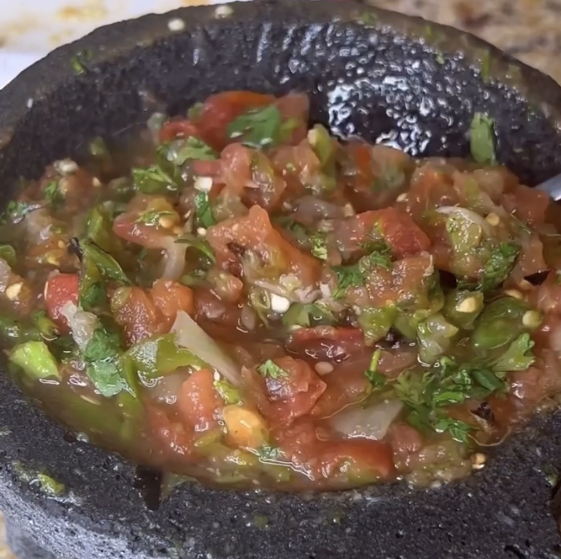 Salsa de Molcajete 🌶🔥 | Provecho