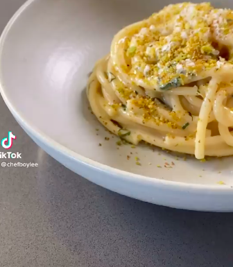 Velouté Pasta by chefboylee