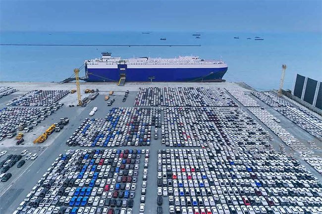 Lifting vehicle import ban: Battle of managing foreign reserves | The ...