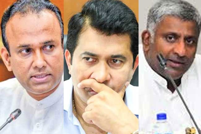 Ex-Ministers Ramesh Pathirana, Roshan Ranasinghe and Prasanna Ranatunga ...